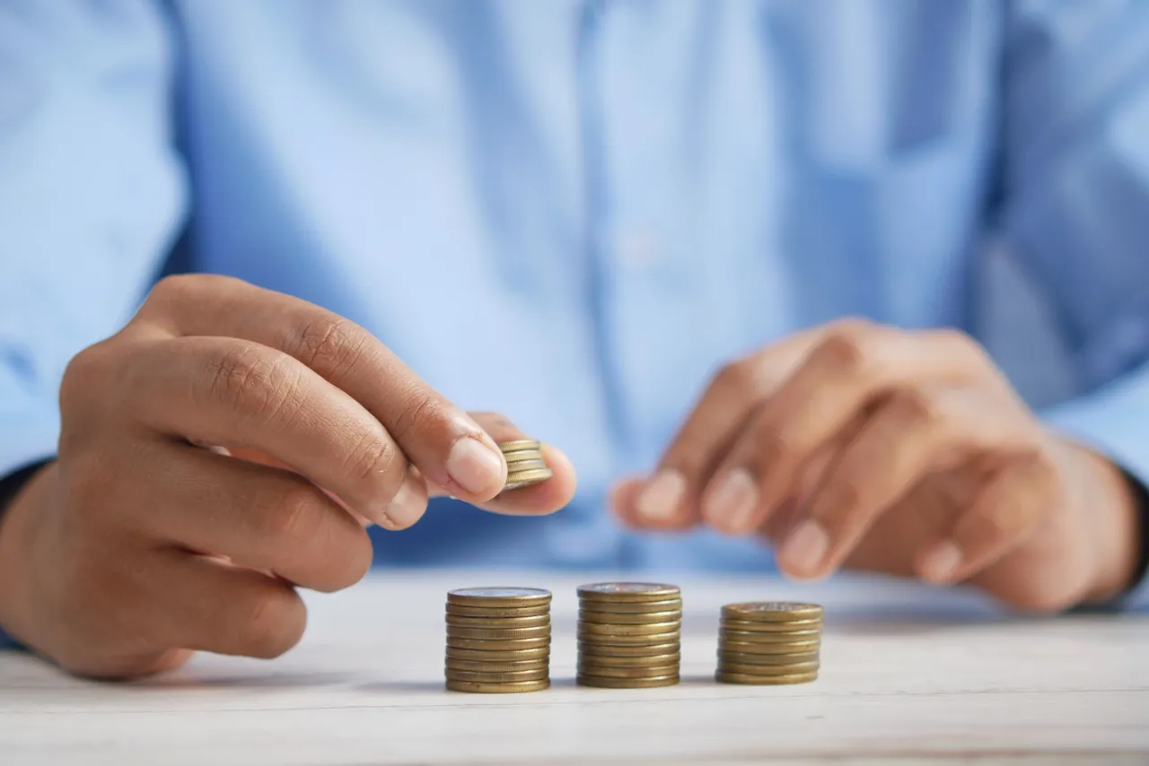 Marketing Salaries 2023 Edition marketing-salaries-2023-edition
