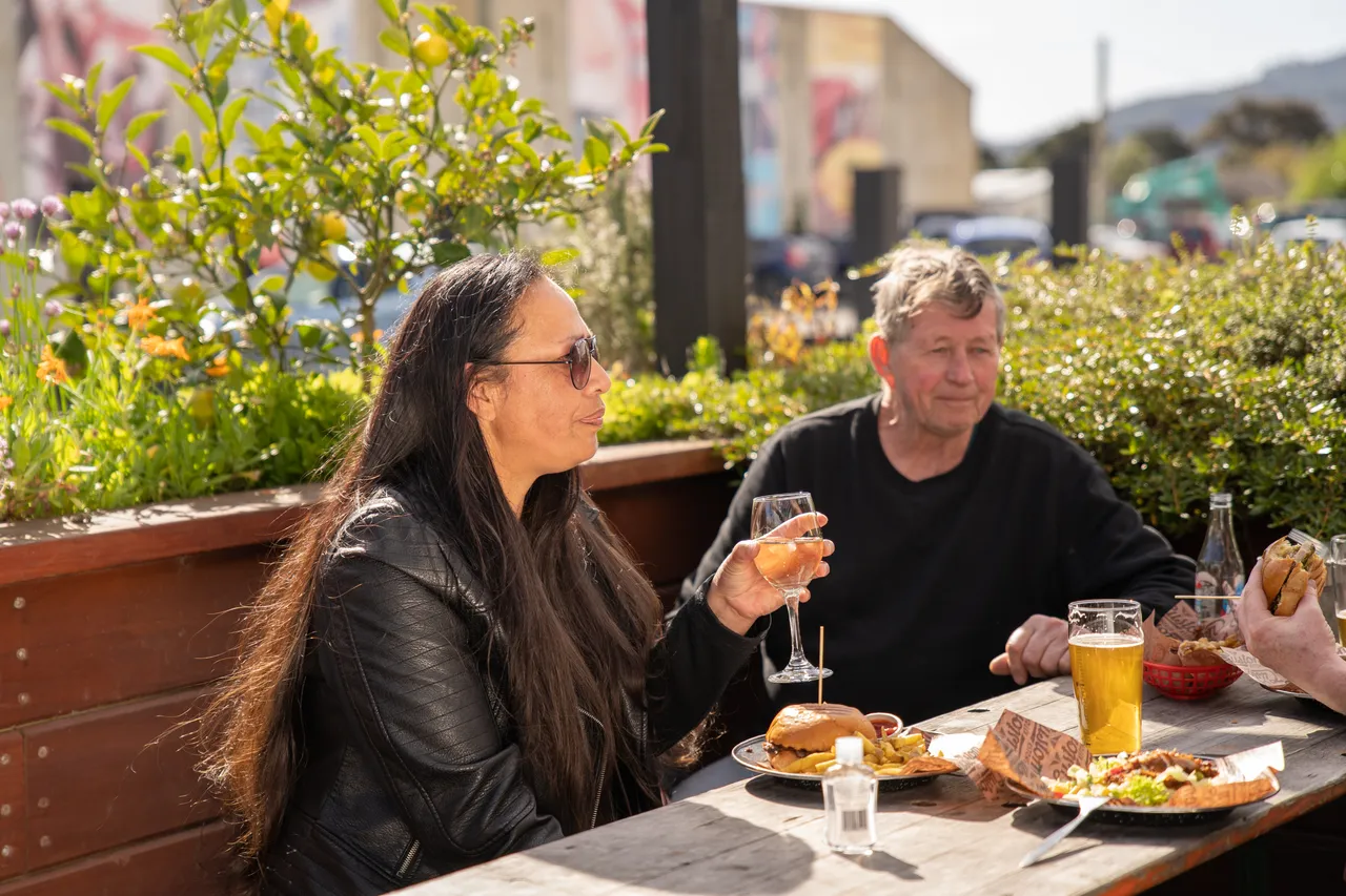 UAC_-_Outdoor_Restaurant-20