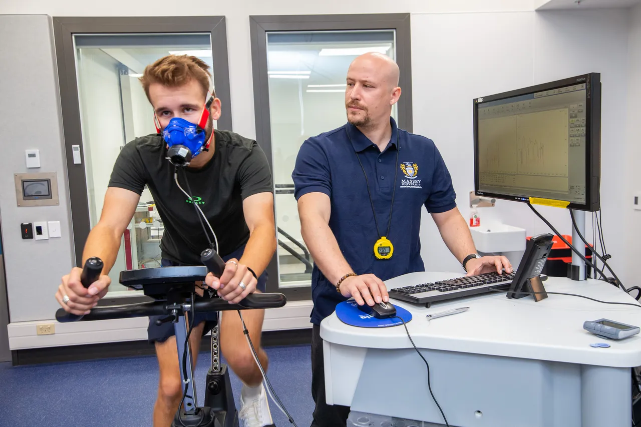 Exercise-Sports-Science-Human-Nutrition-007