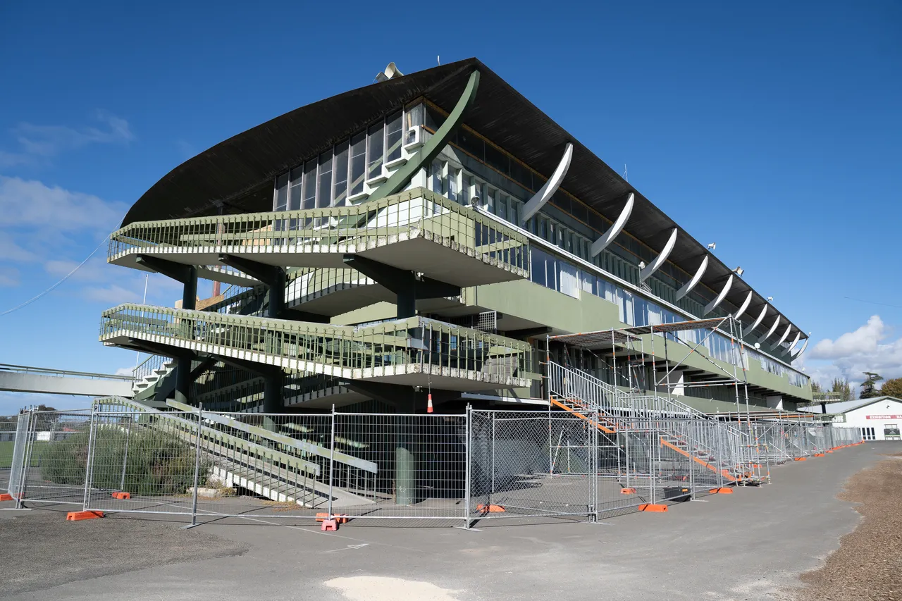 Showgrounds Grandstand-1